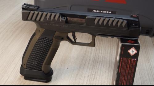 Le Pistolet Alien Performance de Laugo Arms