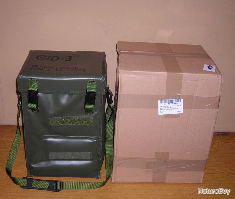 ORIGINAL AUTHENTIQUE US ARMY VINYL PADDED TRANSIT CASE ASSEMBLY GREEN ...