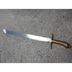 Epées-glaives : armes blanches de collection, répliques ou d'origine