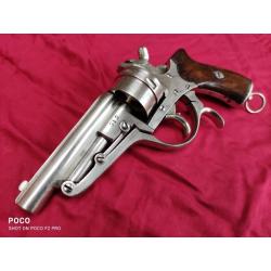 Revolvers de collection : Colt, Smith & Wesson et bien plus