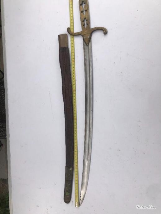 Sabre epee poigne laiton avec des croix - Armes blanches du monde et ...