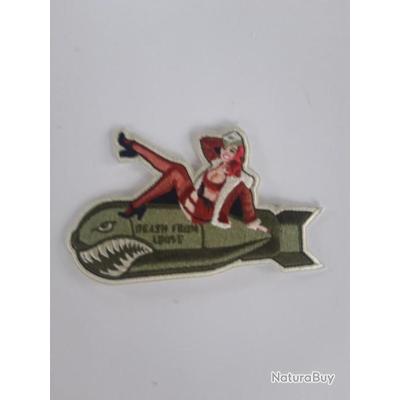 PATCH TISSU "PIN-UP GIRL BOMB" - Insignes en tissu - Patchs (9586837)