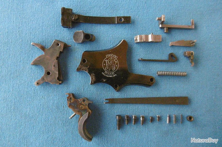 GRAND LOT REVOLVER SMITH & WESSON K FRAME - Pièces et Eléments d'armes ...
