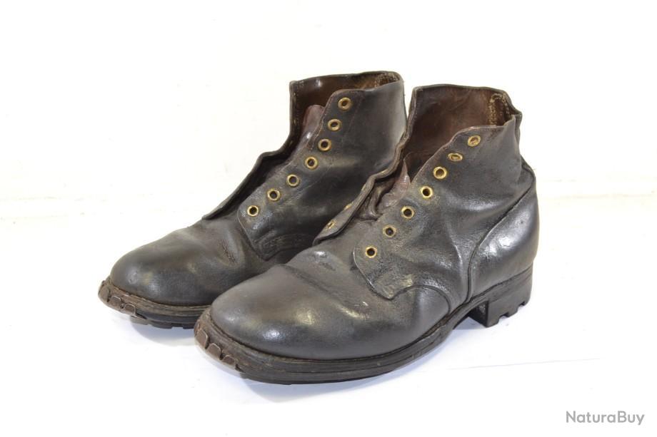 Brodequins de combat Armée Française 1951. Usée et patinée, Indochine ...