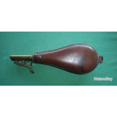 Poire à plombs Anglaise 19e s. - Poires à poudre et becs verseurs ...