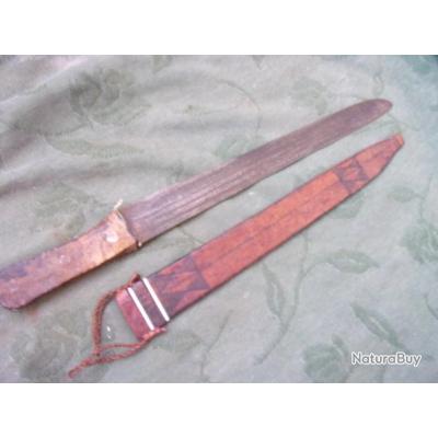 Couteau africain long 54 cm - Armes blanches du monde et ethnique ...