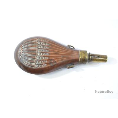 Poire à poudre ou plomb ancienne. Collection chasse tir poudre noire ...