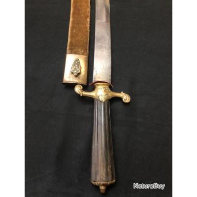 Ancienne tres belle dague lame longue grave et legerement courbe ...