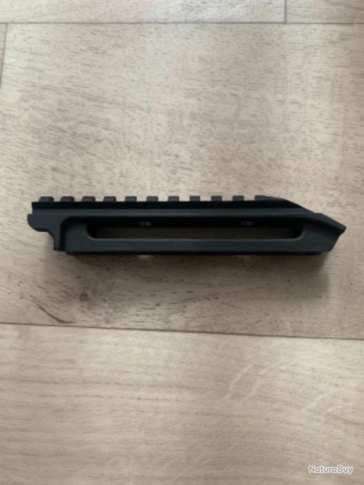 Rail Picatinny court pour Steyr Aug A2 - Rails et embases pour montage ...