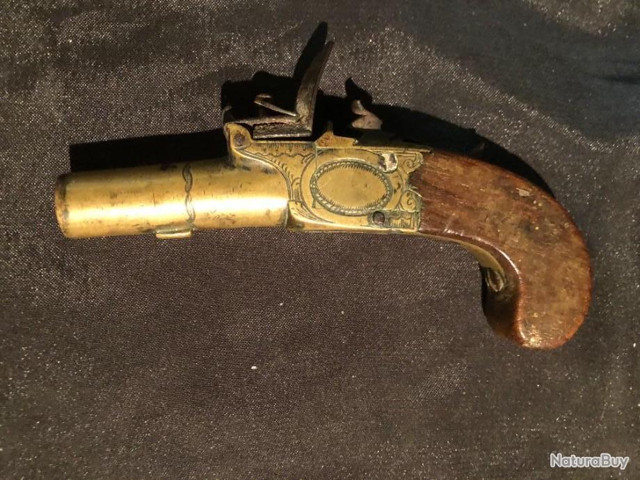 Pistolet de voyage fin XVII debut XVIII a silex a coffre canon en ...