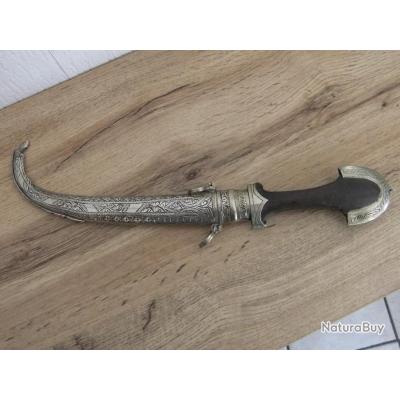 ANCIEN POIGNARD ORIENTAL FOURREAU METAL ARGENTE CISELE. - Armes ...