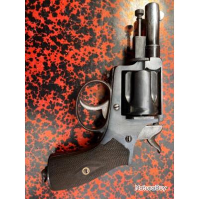 Revolver « l'agent » 8 mm 92 manufacture d'armes de St-Etienne ...