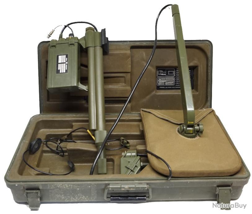 Détecteur de mines de l'armée française DHPM-1A - Détecteurs à main ...