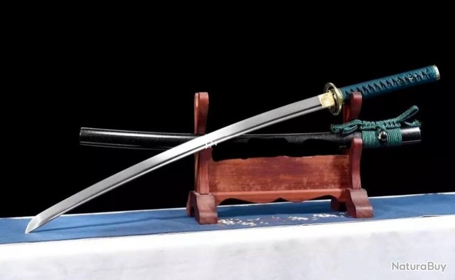 Exptionnel katana en acier ressort, forgé à la main par maître forgeron ...