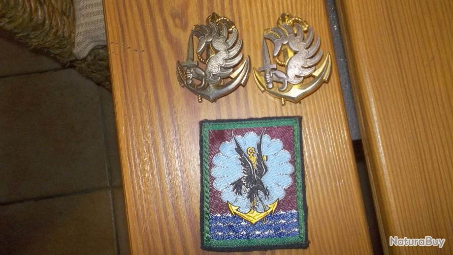 Lot de trois insignes parachutiste RPIMA - Insignes de beret - Insignes ...