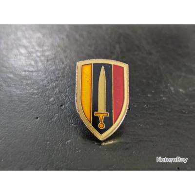 Q pin's insigne militaire USARV united states army vietnam war lapel ...