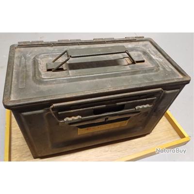 Ancienne caisse à munitions militaire pour 100 cartouches de 12,7 mm ...