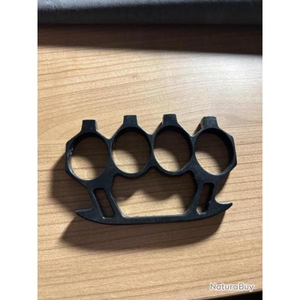 Coup-de-poing américain renforcé, carrés au bout des points, durable et ...