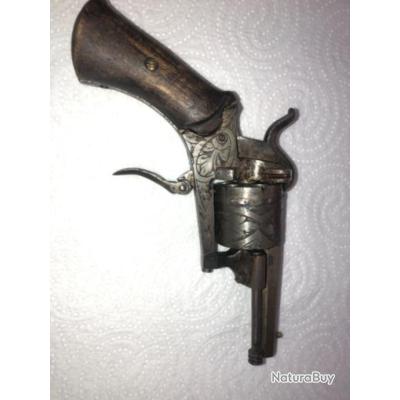 Revolver, sans réserve - Revolvers (12795923)