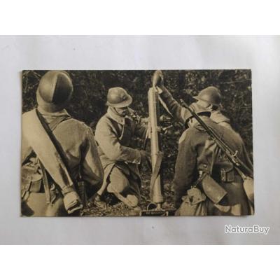 CPA MORTIER DE 81 TIRANT EN ACTION DE TIR PERIODE WW2 - Cartes postales ...