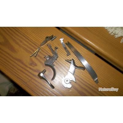 Lot de pieces interne du revolver reglementaire 1873 - Pièces détachées ...