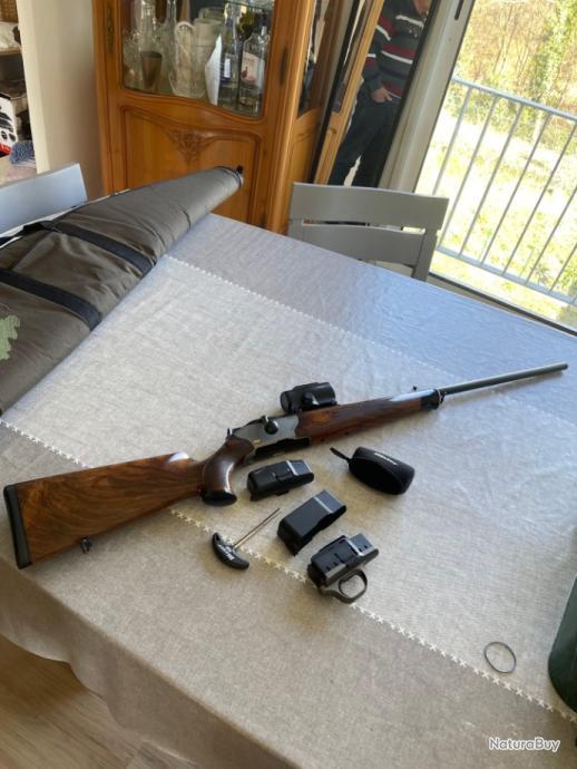 Carabine BLASER R8 Standard Bois Grade 5 Canon Rond 65cm Calibre 300 WM ...