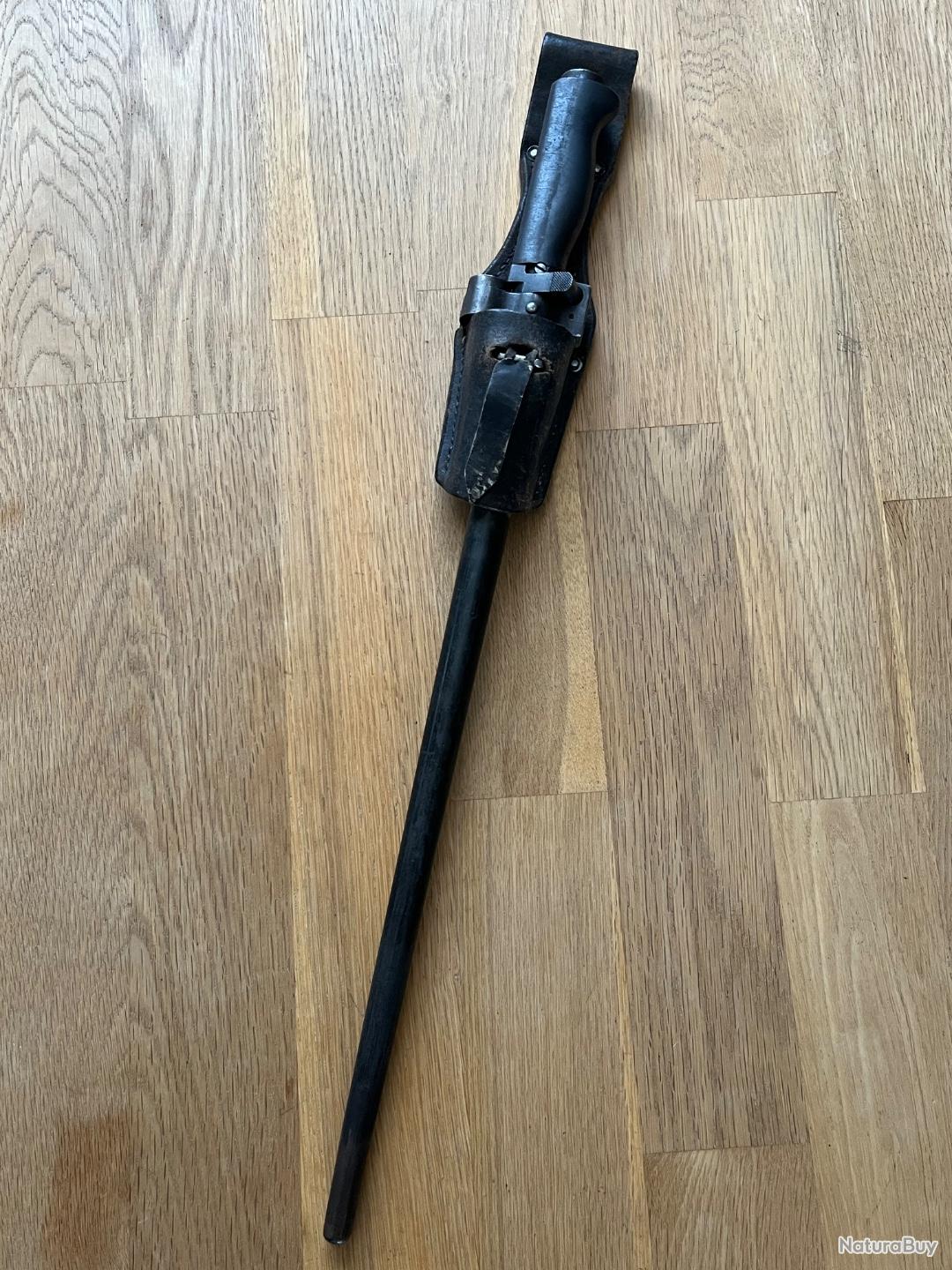 Baïonnette de prise Lebel seitengewher 103 F,manche fonte, gousset ...