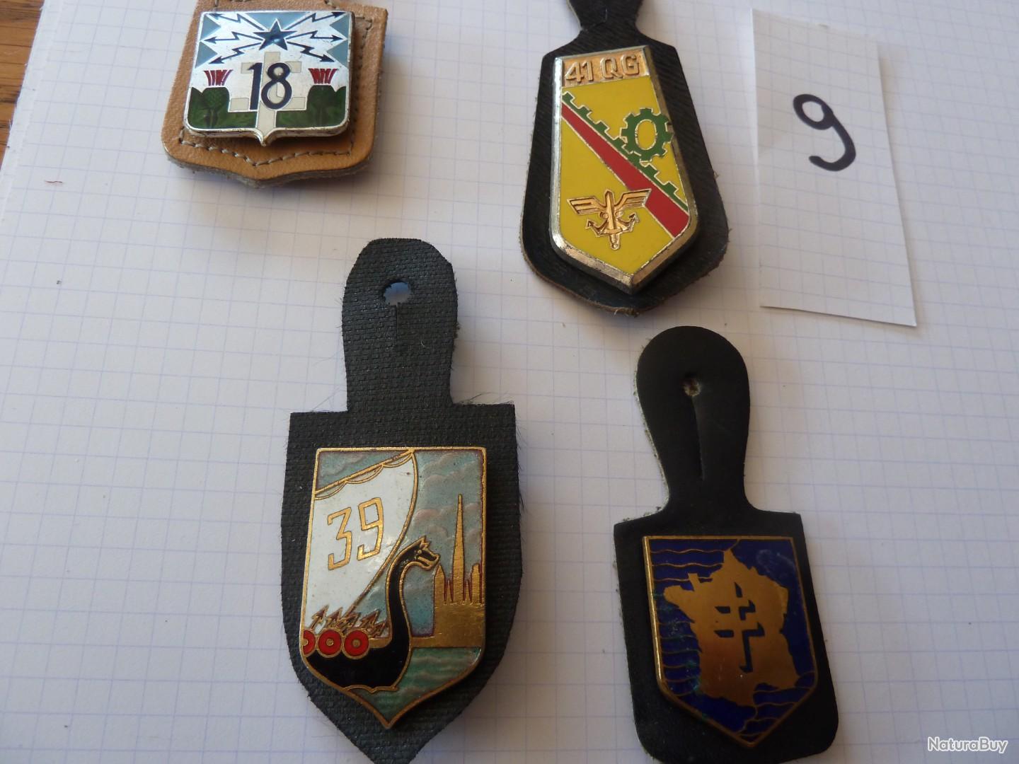 Lot d'insignes militaire n°9 - Insignes - Pucelles - Fourragères (13309096)