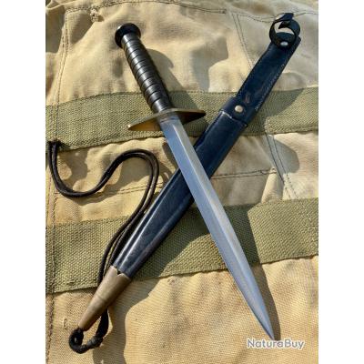 Dague parachutiste français Spécial béret rouge premier modèle époque ...