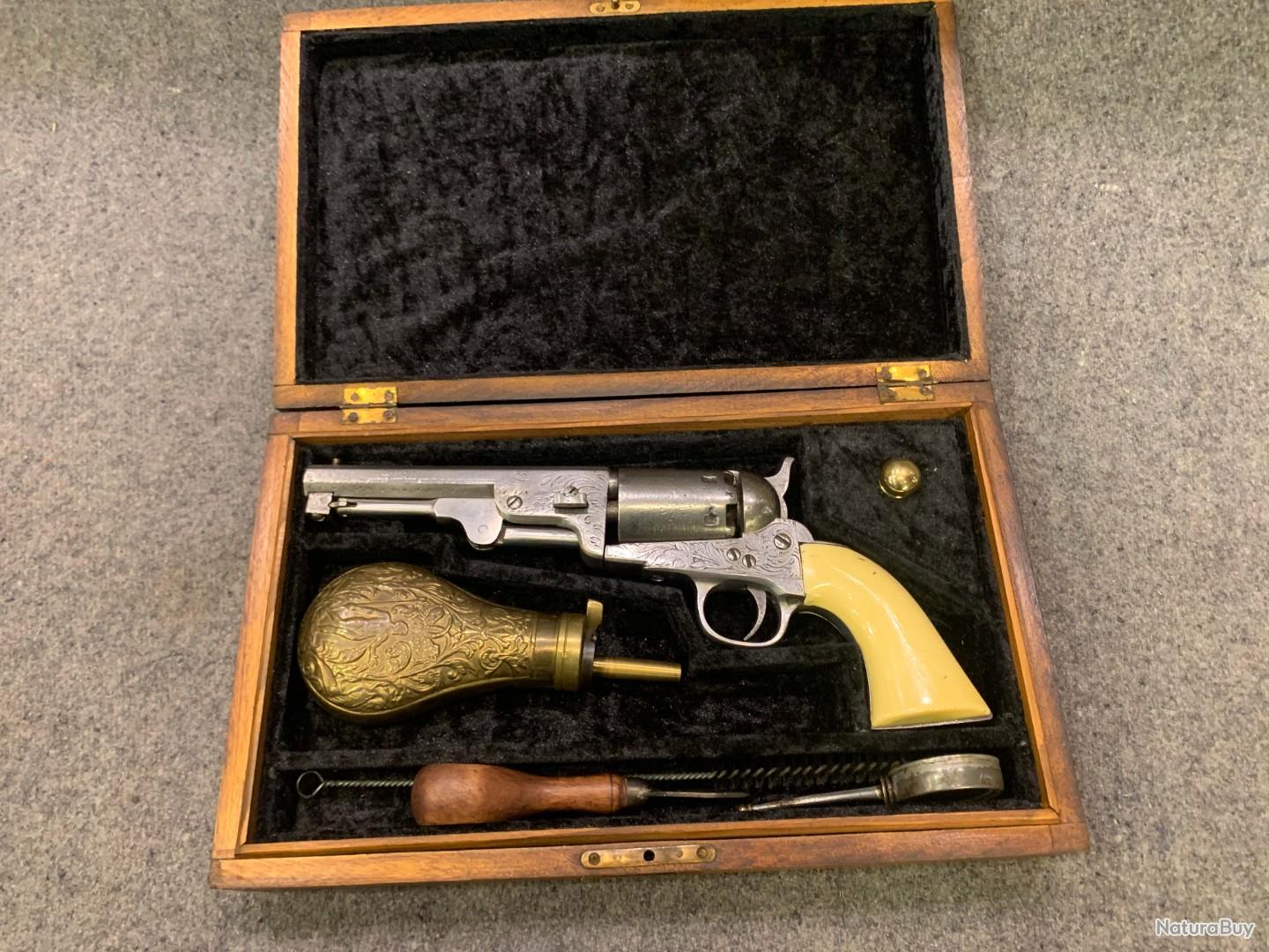 Revolver type Colt Navy (belge : Clement) 19ème siècle en coffret ...