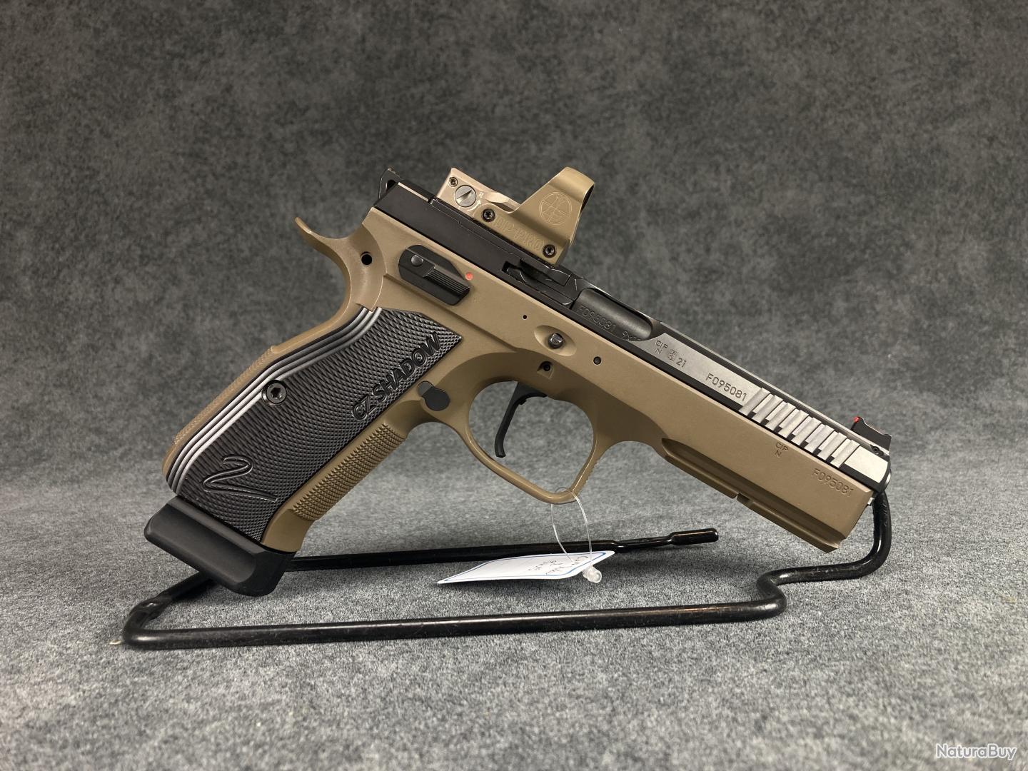 Pistolet CZ 75 Shadow 2 FDE OR "Kit LEUPOLD Delta Point PRO" cal. 9x19 ...