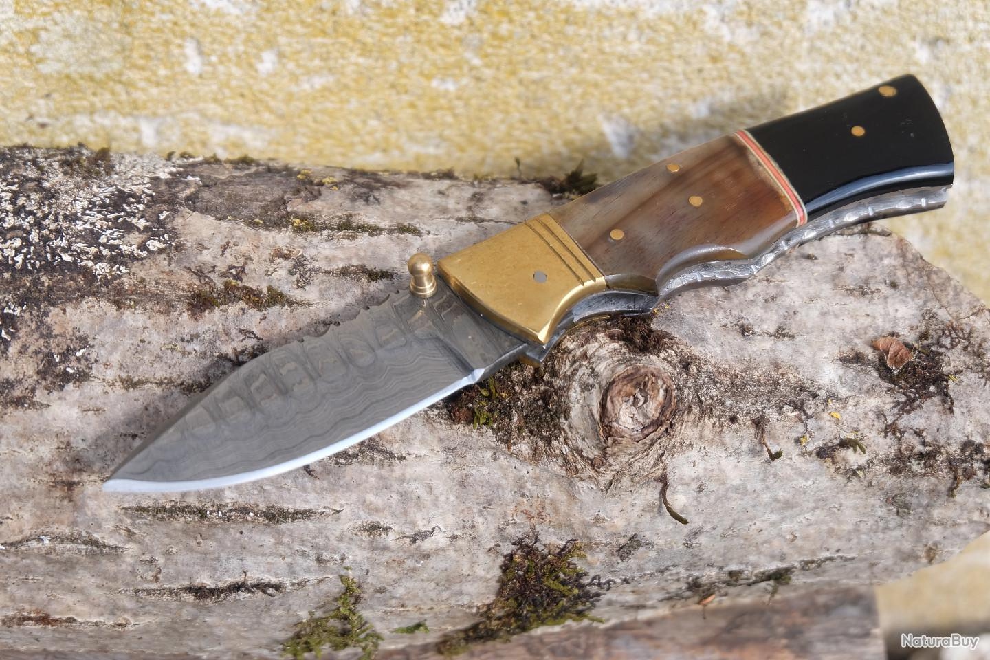 Beau Couteau Damas Lame Drop Point 128 Couches Manche Bélier & Résine ...