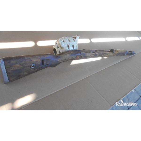 Crosse de mauser 98K en lamellé fin de guerre, etat moyen - Crosse de fusil (13778180)