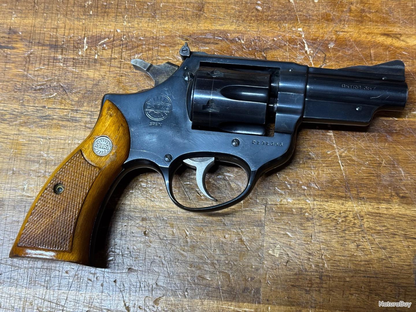 Affaire à saisir ! Revolver Astra Mod. 357 Mag. - Noir Brillant 6 cps ...