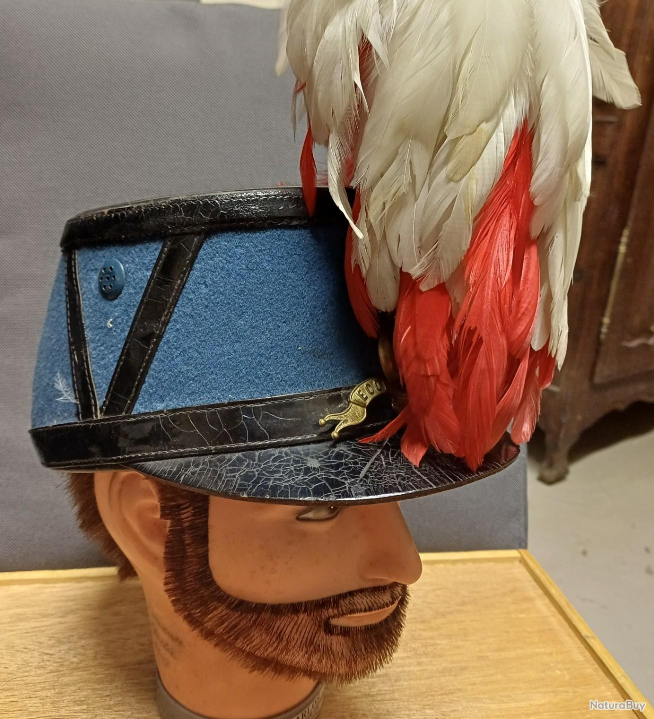 Très beau shako d'élève officier de l'ESM de St Cyr avec son casoar ...