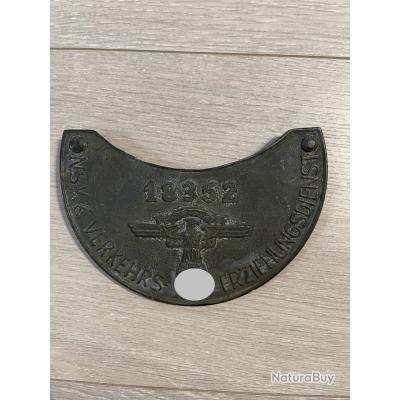 Une plaque de col allemande du service de formation des conducteurs ww2 ...