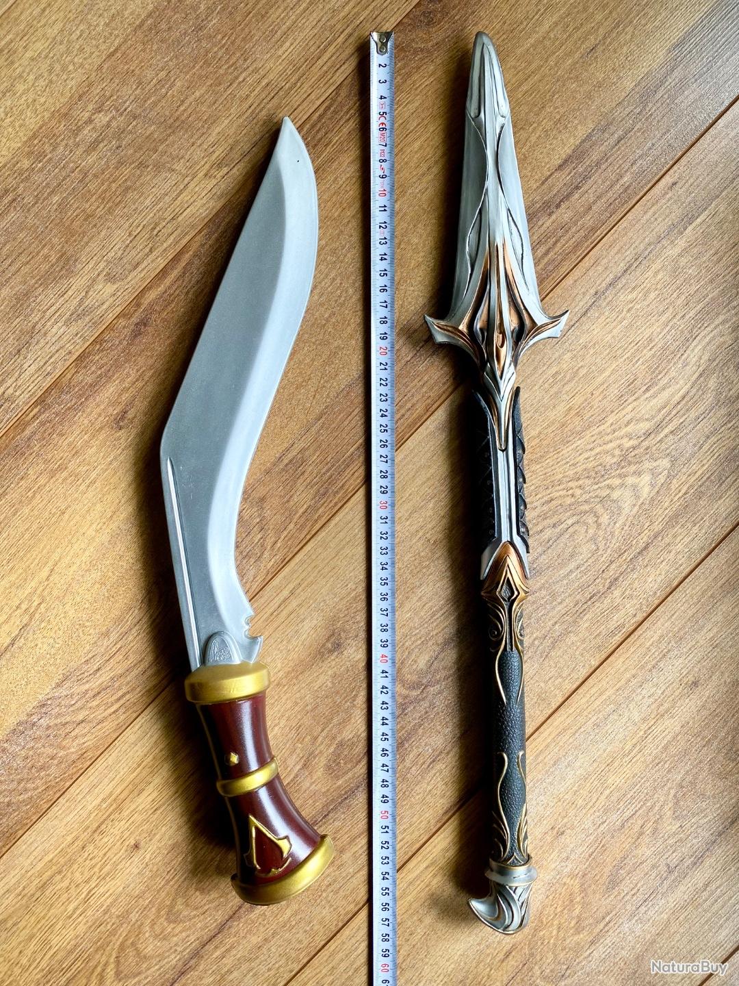 Répliques armes Assassin's Creed (lot)Kukri AC Syndicate et lance AC ...