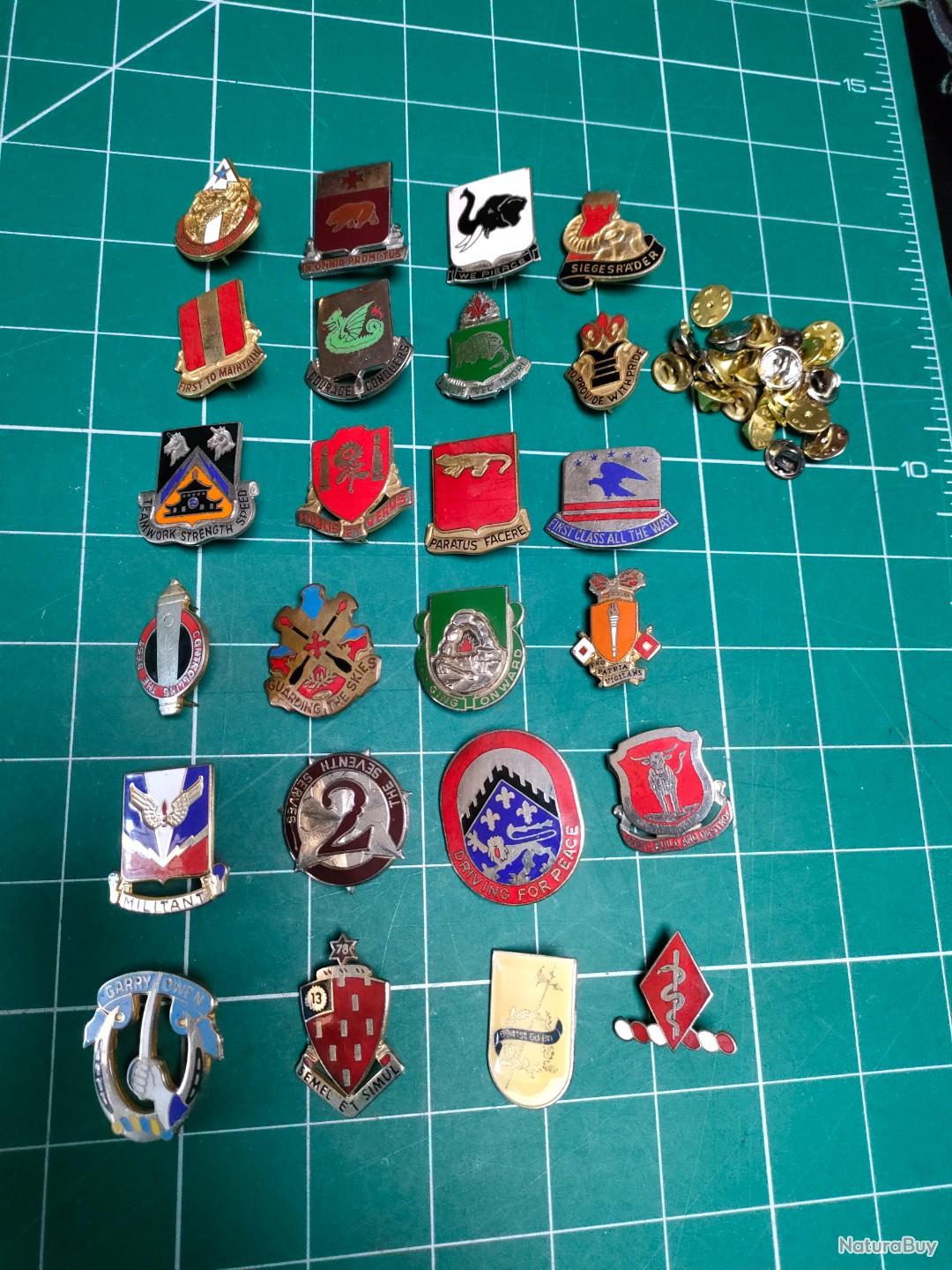 LOT DE 24 INSIGNES RÉGIMENTAIRES AMÉRICAINS, CREST US ARMY POST WW2 ...