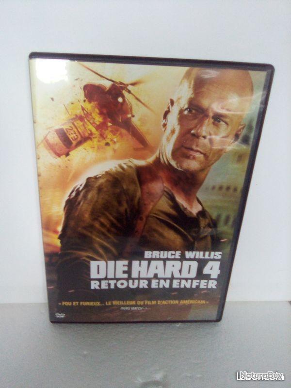 LOT 9 DVD POUR 11 EUROS - Autres Livres, K7 et DVD (14183026)